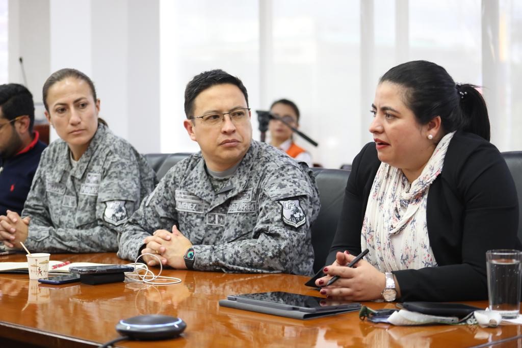 Dimar e IDEAM entidades que convergen, desde la meteorología, en la ...